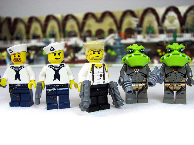 Super Green Fifth Element LEGO Model Recreates Fhloston Paradise | The ...