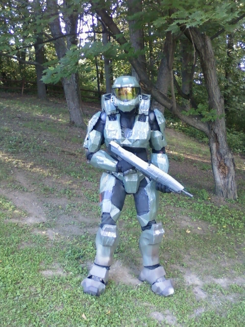 Halo Fan Makes Incredible SPARTAN-II Armor [Pics] | The Mary Sue