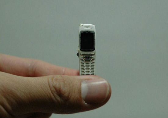 The World's Smallest Battery | Jianyu Huang | The Mary Sue