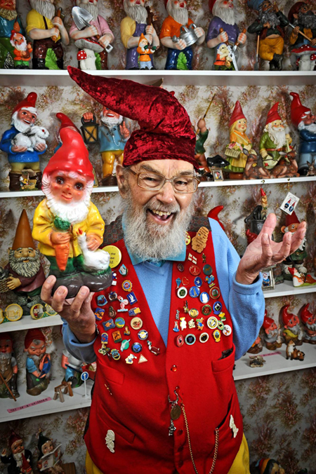 Ron Broomfield's World's Largest Collection of Gnomes | The Mary Sue