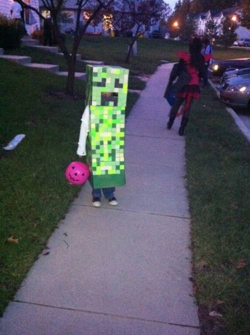 Creeper Costume | The Mary Sue