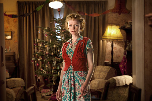Doctor Who Christmas Special Pictures | The Mary Sue