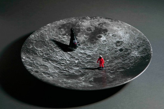 Beautifully Detailed Moon and Earth Bowls | The Mary Sue