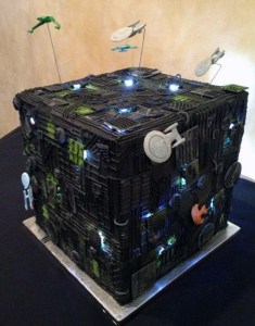 Things We Saw Today: The Borg Assimilated A Wedding Cake | The Mary Sue