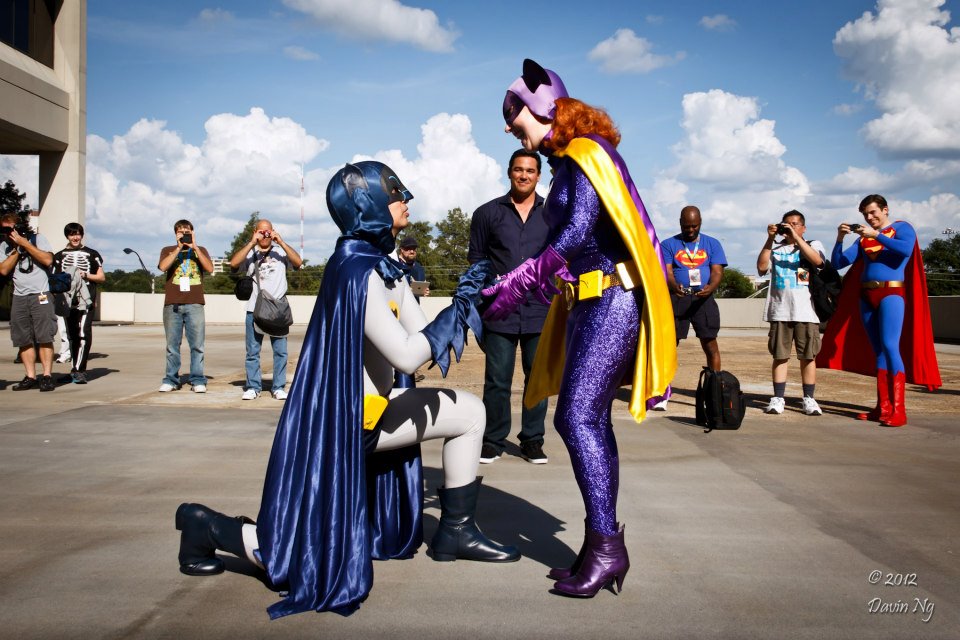 Superman Helps Batman Propose To Batgirl [VIDEO] | The Mary Sue
