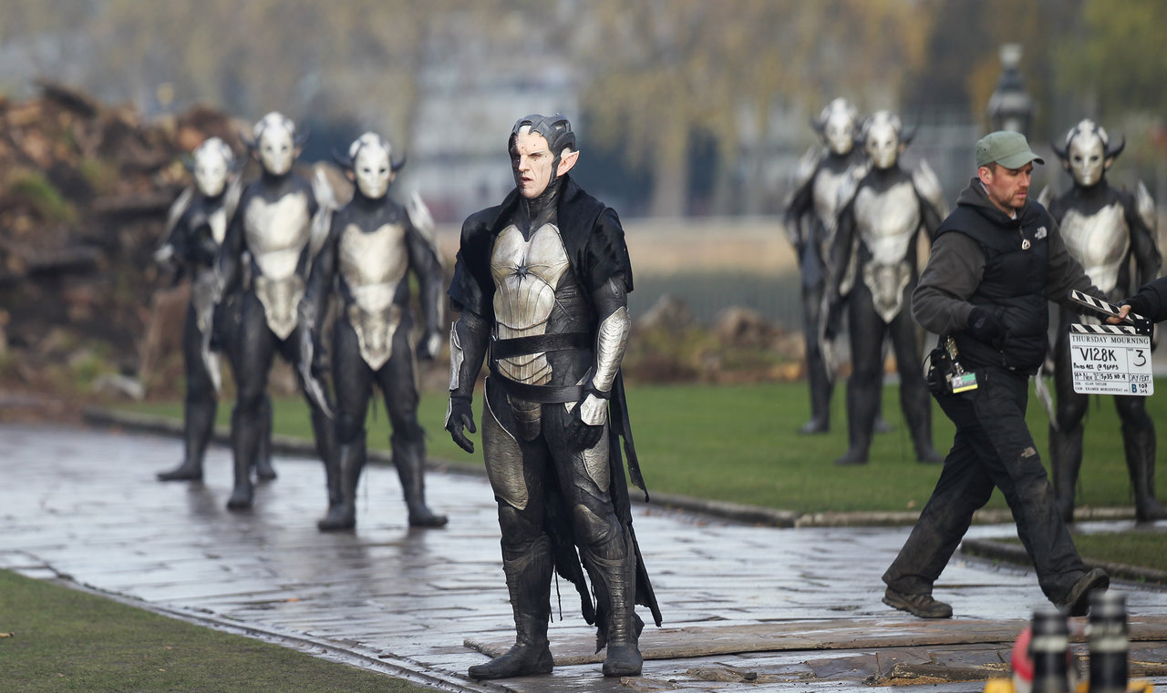 Set Photos Show Us Thor: The Dark World's Dark Elves, Malekith the ...