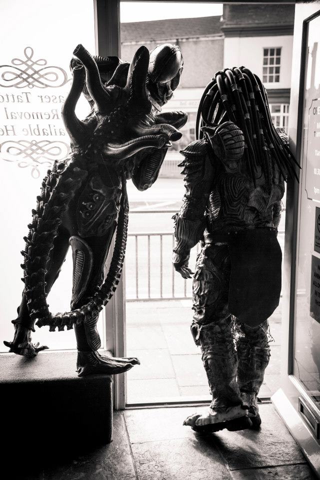 Alien & Predator Play Video Games, Get Piercings, Are Besties | The ...