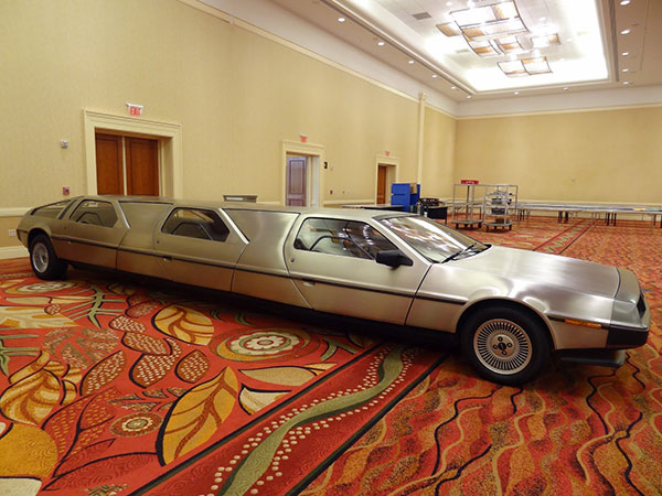DeLorean Limo Will Allow You To Be The Star Of Any 80s Prom | The Mary Sue