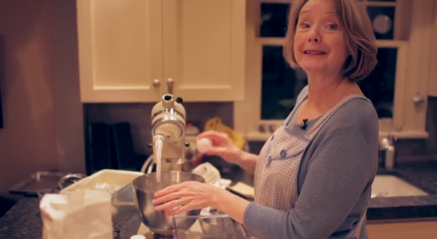 GLaDOS Voice Actress Makes Cake For Kickstarter | The Mary Sue