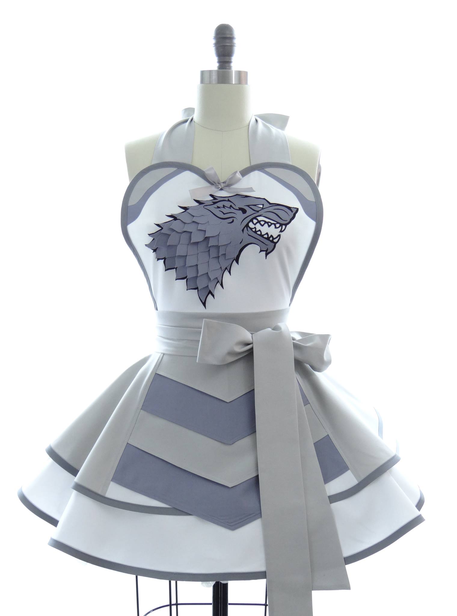 Bambino Amore Geeky Aprons | The Mary Sue