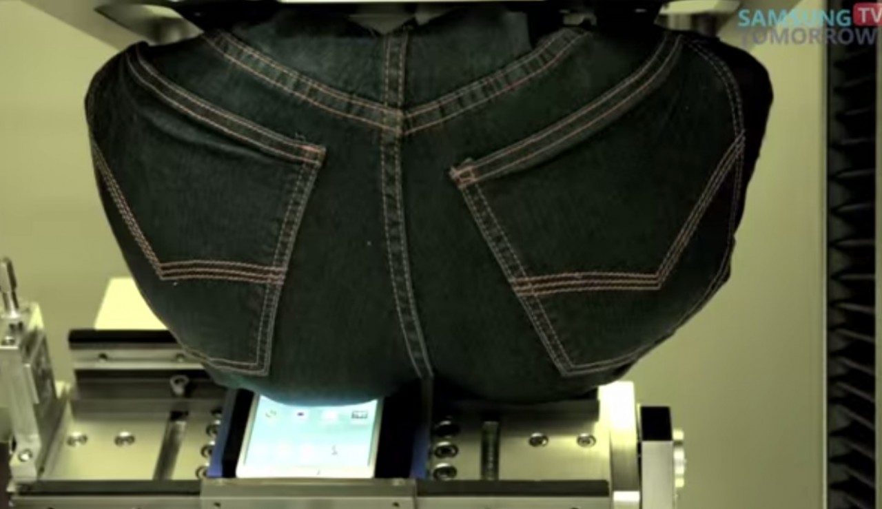 Samsung's Robot Butt Phone Test Is Better Than Apple's | The Mary Sue