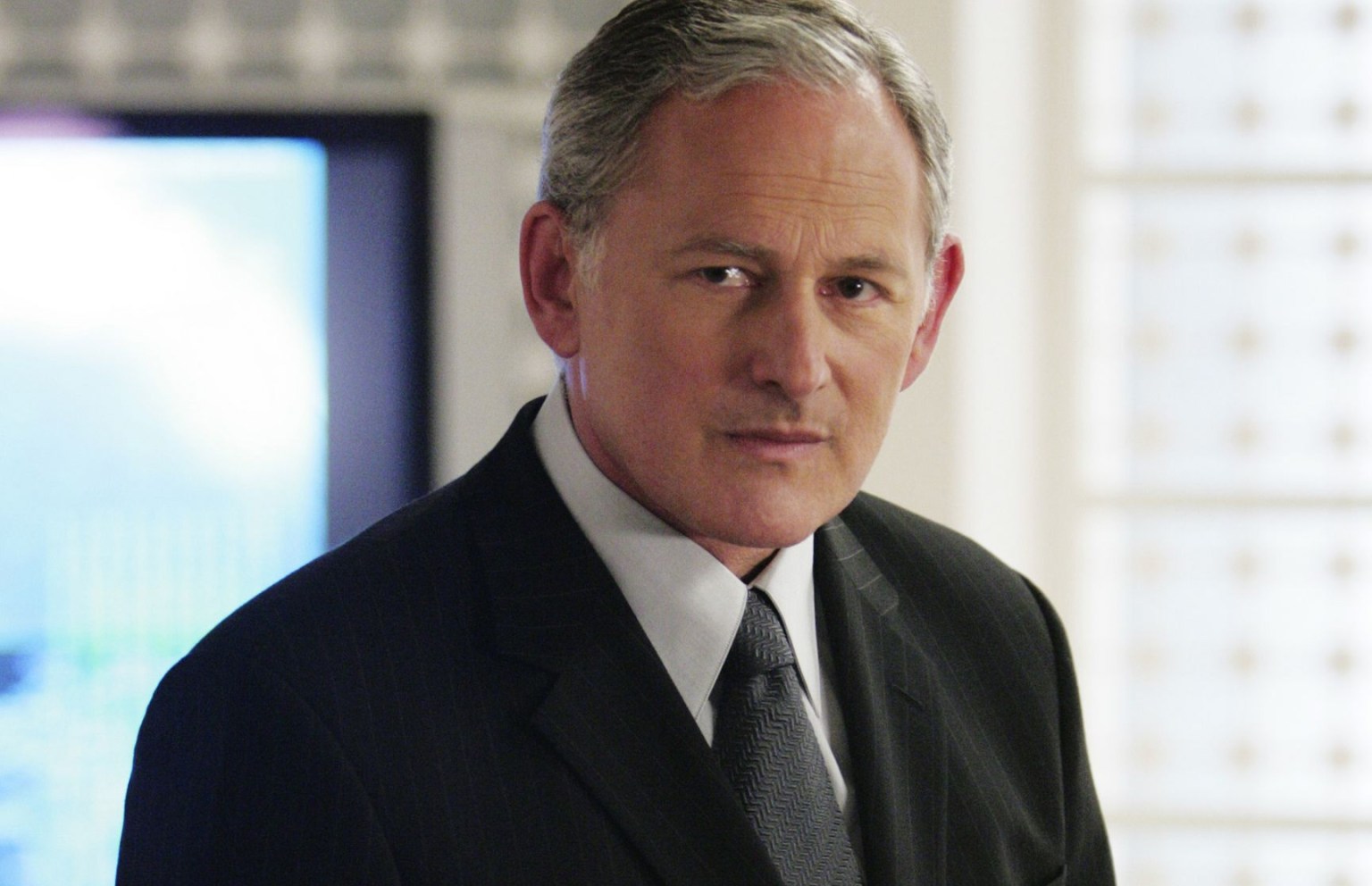 Victor Garber Joins The CW's The Flash as Firestorm | The Mary Sue