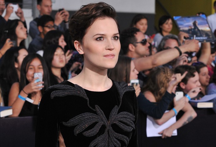 Divergent's Veronica Roth Writing New Star Wars-like Series | The Mary Sue