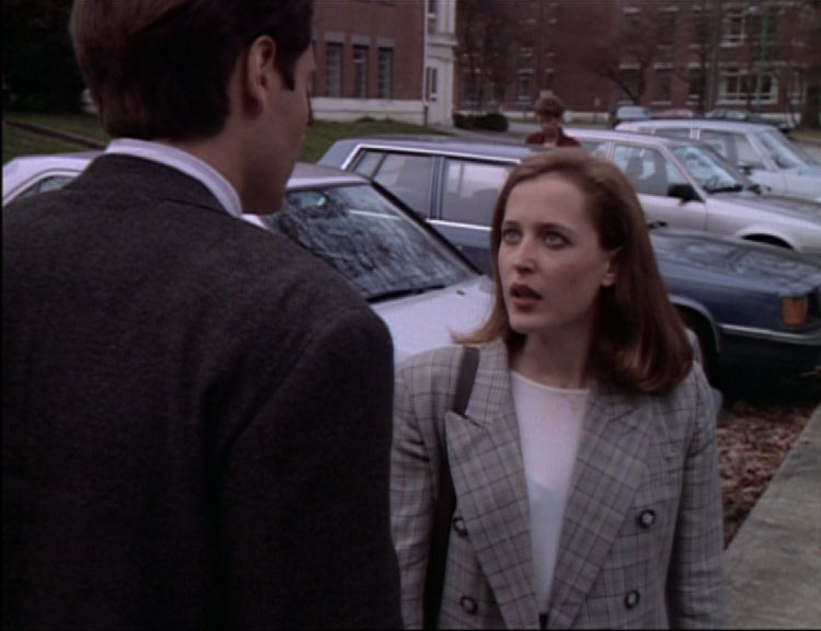 The X-Files Newbie Recap: "Pilot," "Deep Throat," and "Squeeze" | The ...