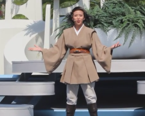 Disneyland Resort Introduces First Female Jedi Master Star Wars | The ...