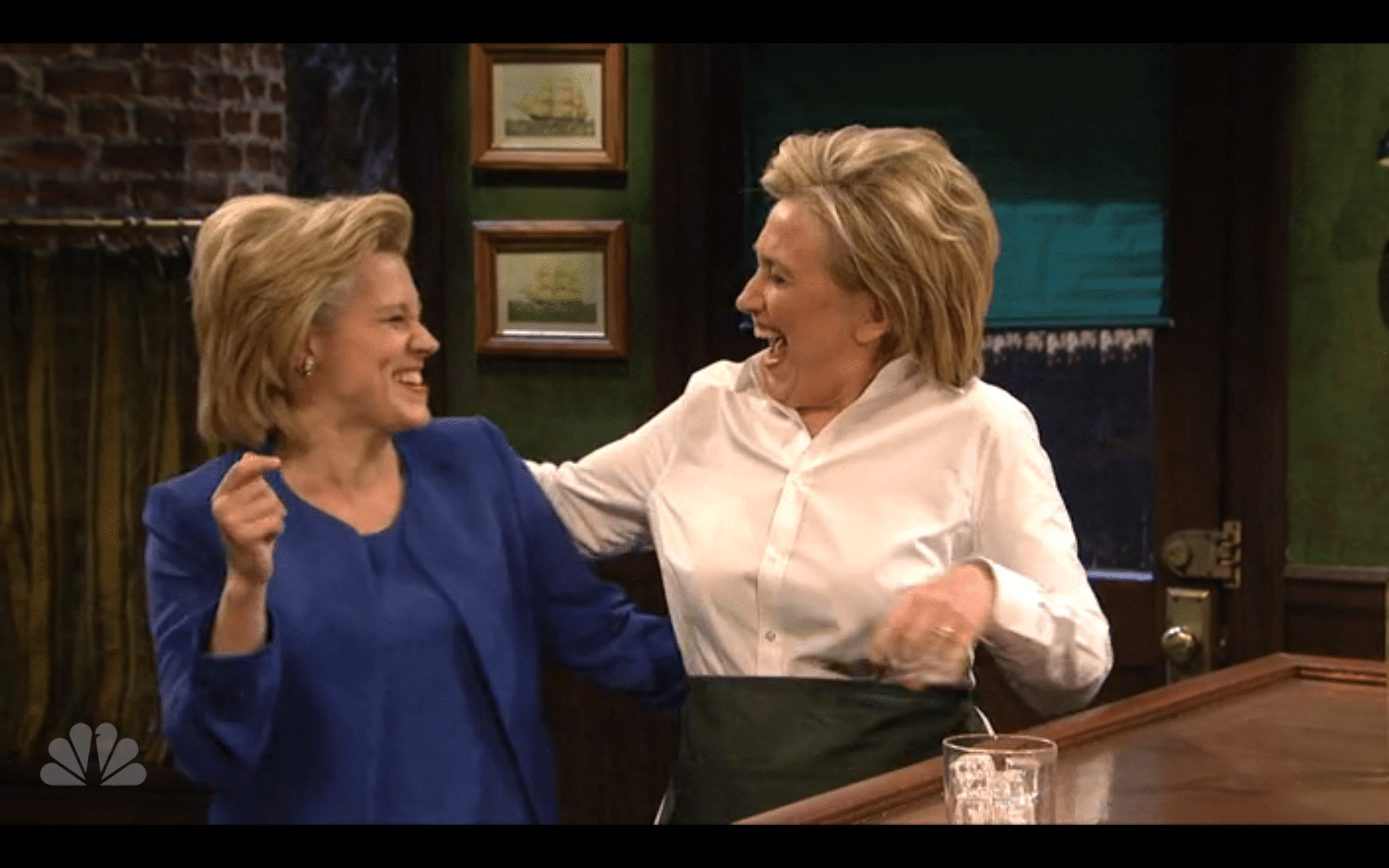HRC In The Wild Collects Hillary Clinton Sightings | The Mary Sue