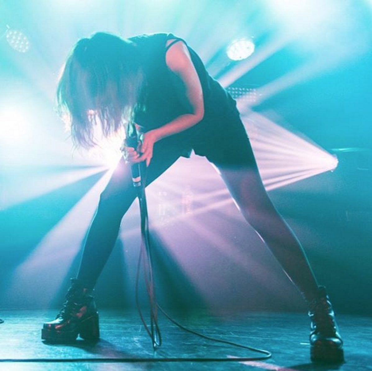 CHVRCHES' Lauren Mayberry Pens Essay About Abusive Ex | The Mary Sue