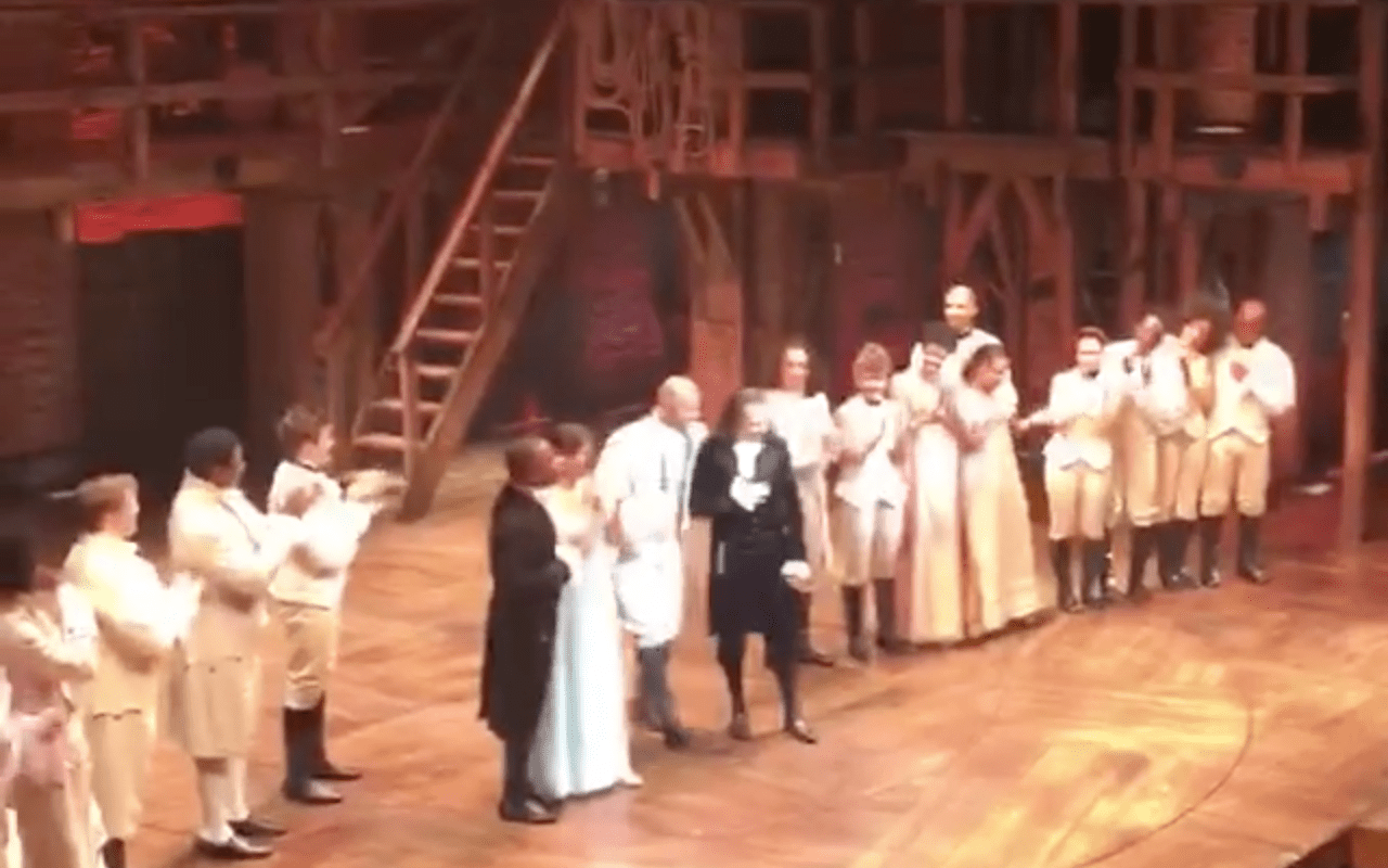 Lin-Manuel Miranda Final Hamilton Bow Set to West Wing Theme | The Mary Sue