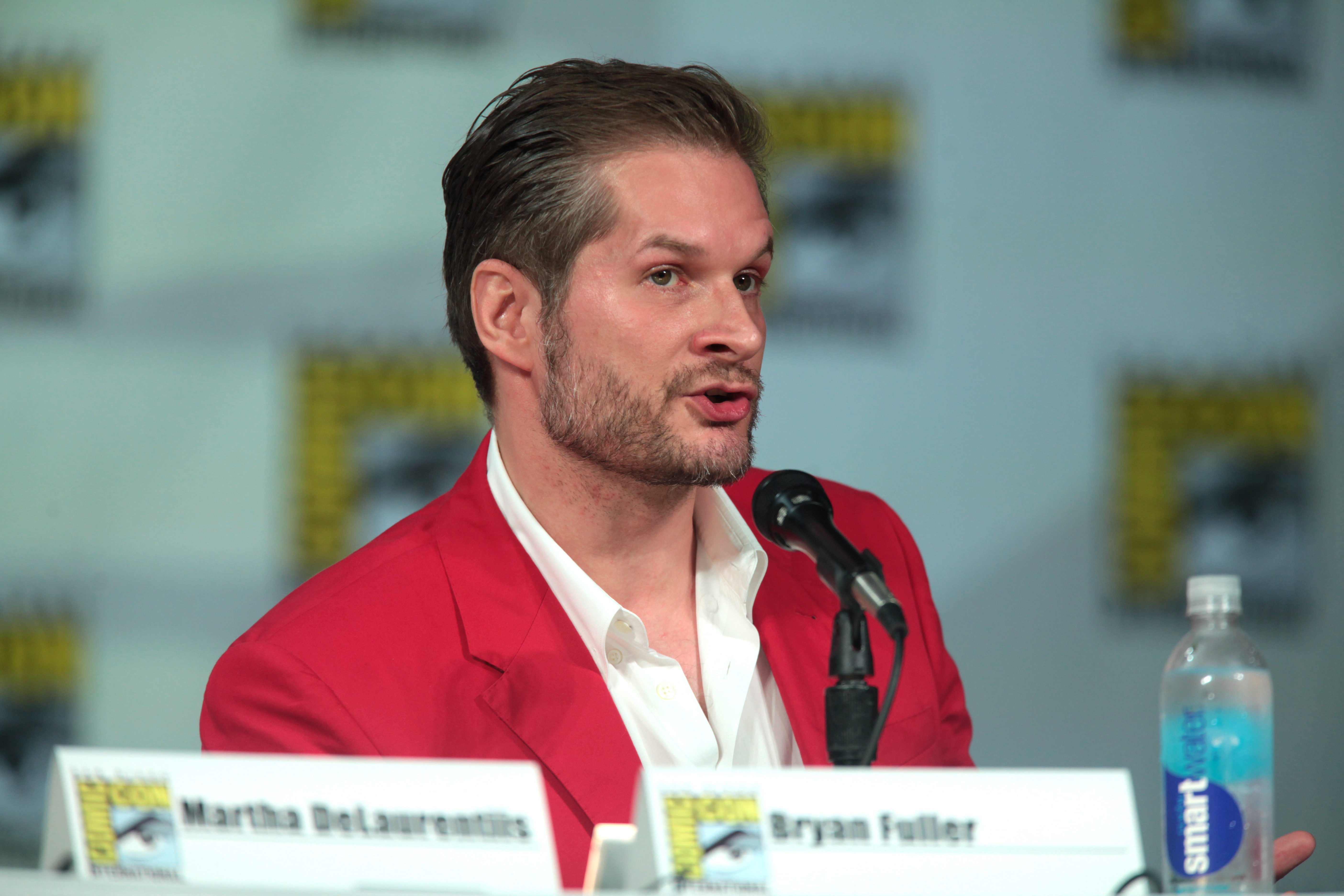 Bryan Fuller's Departure From Star Trek: Discovery | The Mary Sue