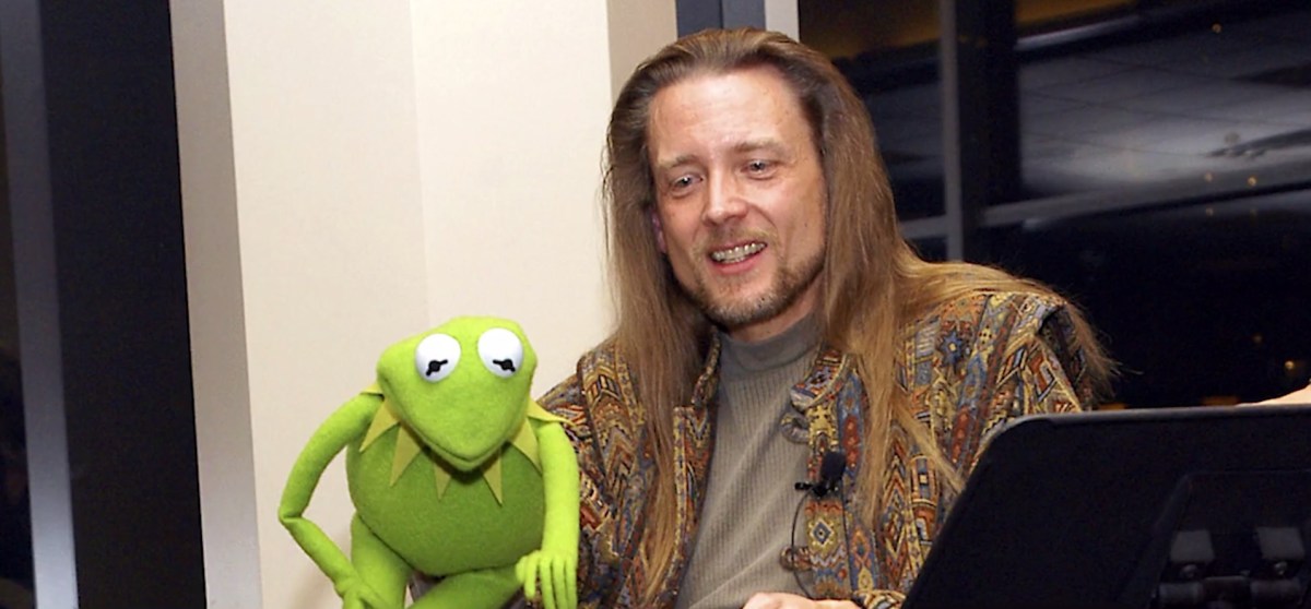 Longtime Kermit Puppeteer Steve Whitmire Mysteriously Fired | The Mary Sue
