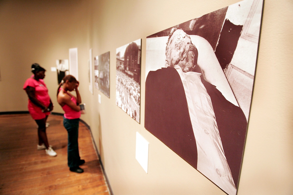 Emmett Till Memorial Vandalized by Racists | The Mary Sue