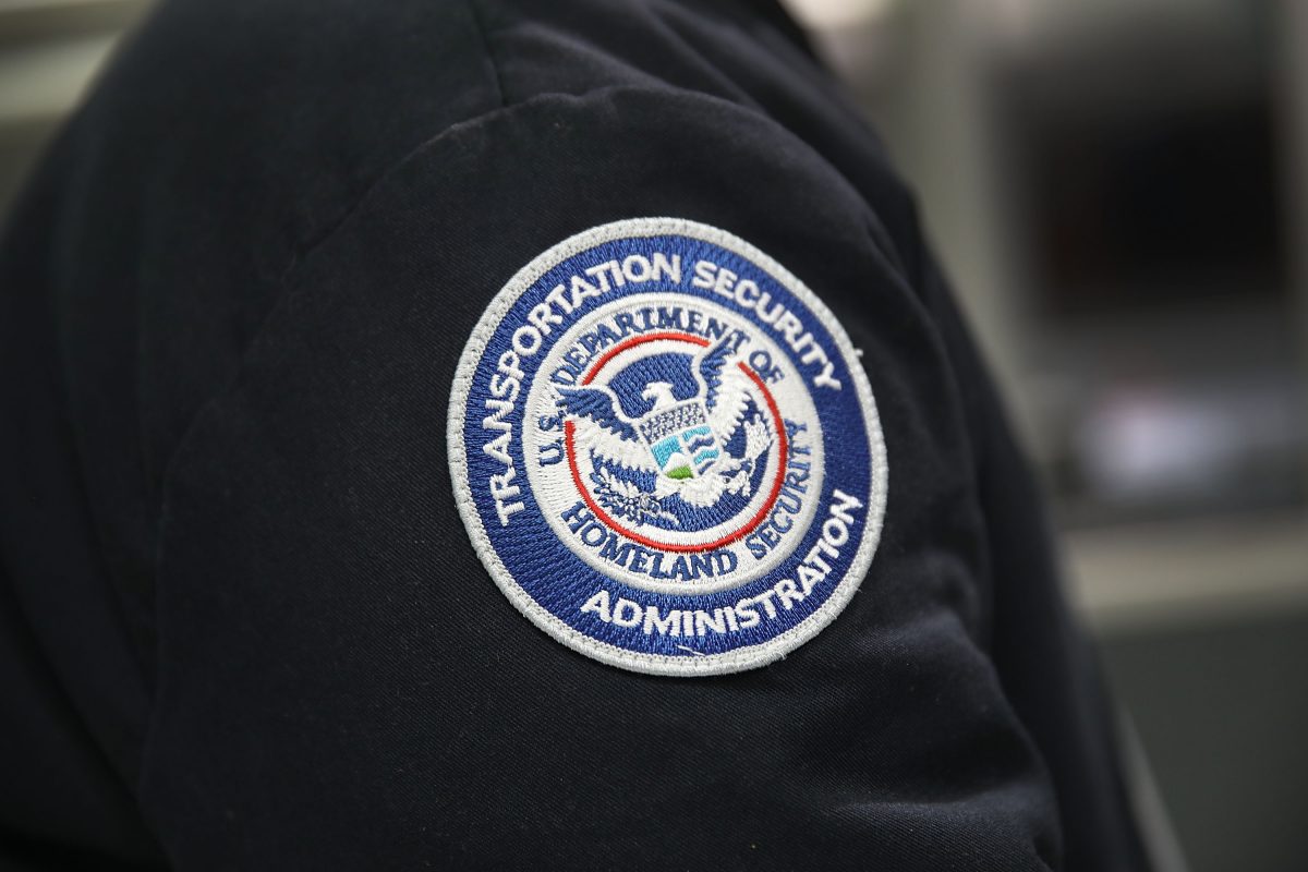 TSA Agents Force Muslim Woman to Show Her Menstrual Pad | The Mary Sue