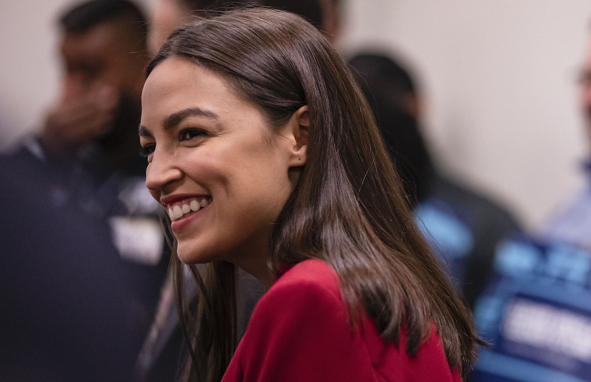 Alexandria Ocasio-Cortez Knows That Beauty Is Political | The Mary Sue