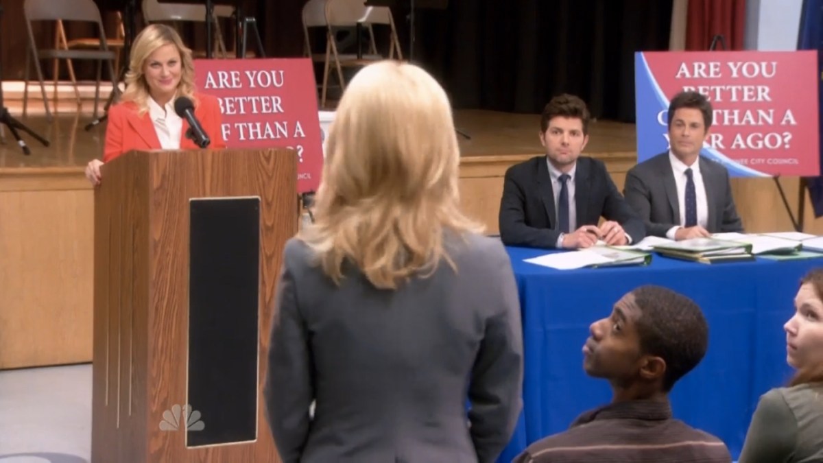 Anti-Mask Town Hall Rants Too Perfect in Parks and Rec Scenes | The ...