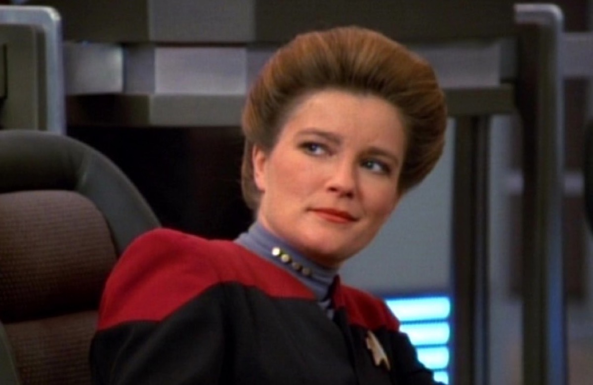 Why Captain Janeway Still Feels So Relevant 25 Years Later | The Mary Sue