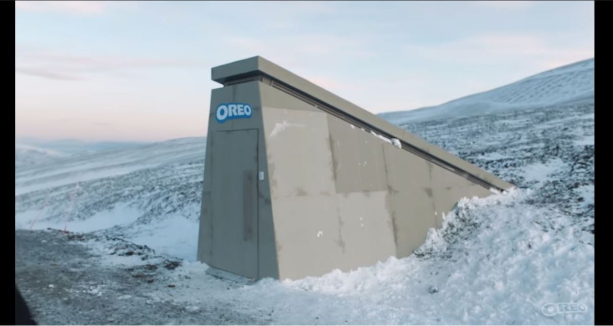 Let's Survive the Apocalypse in the Global Oreo Vault | The Mary Sue