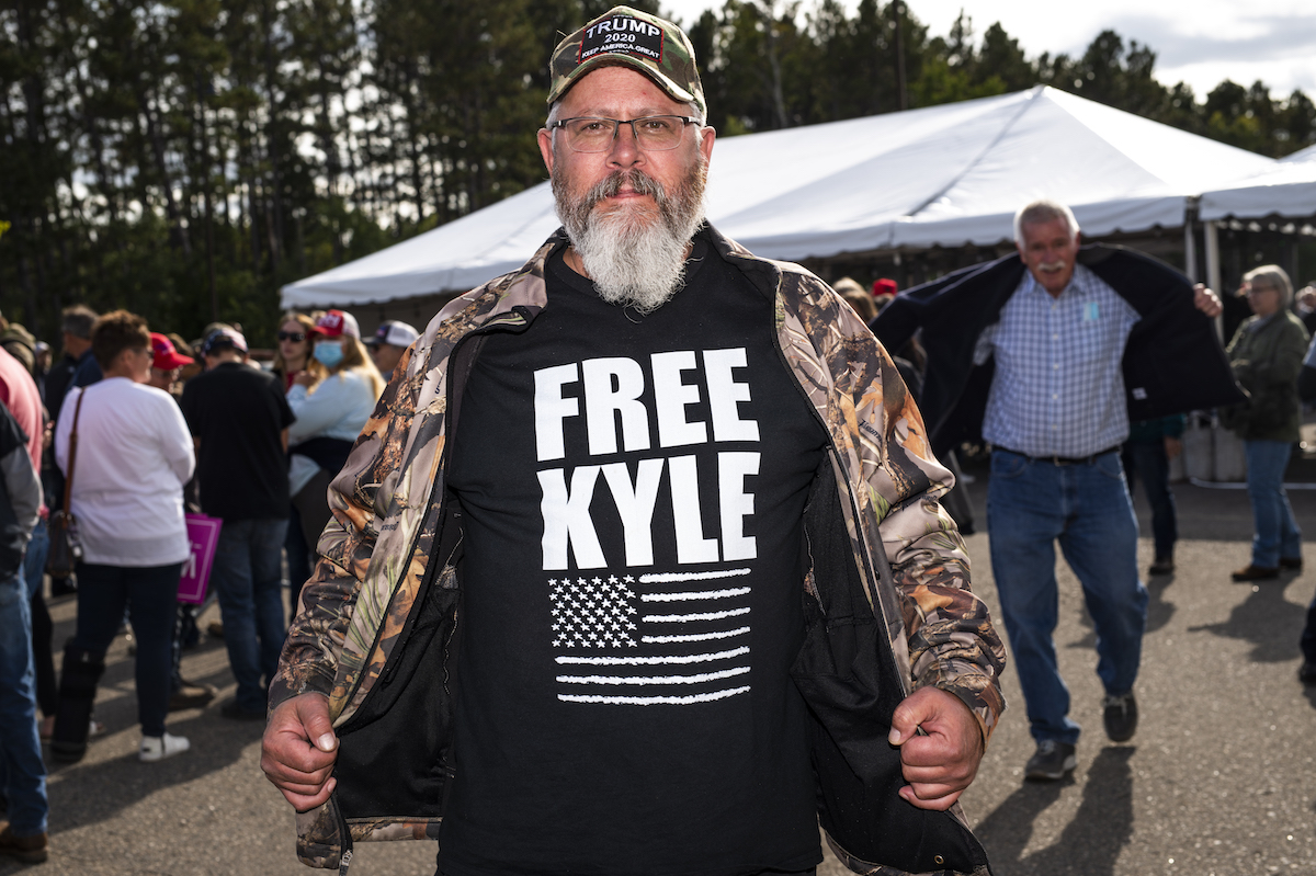 Cops & Public Officials Gave Anonymous Donations & Support to Kyle ...