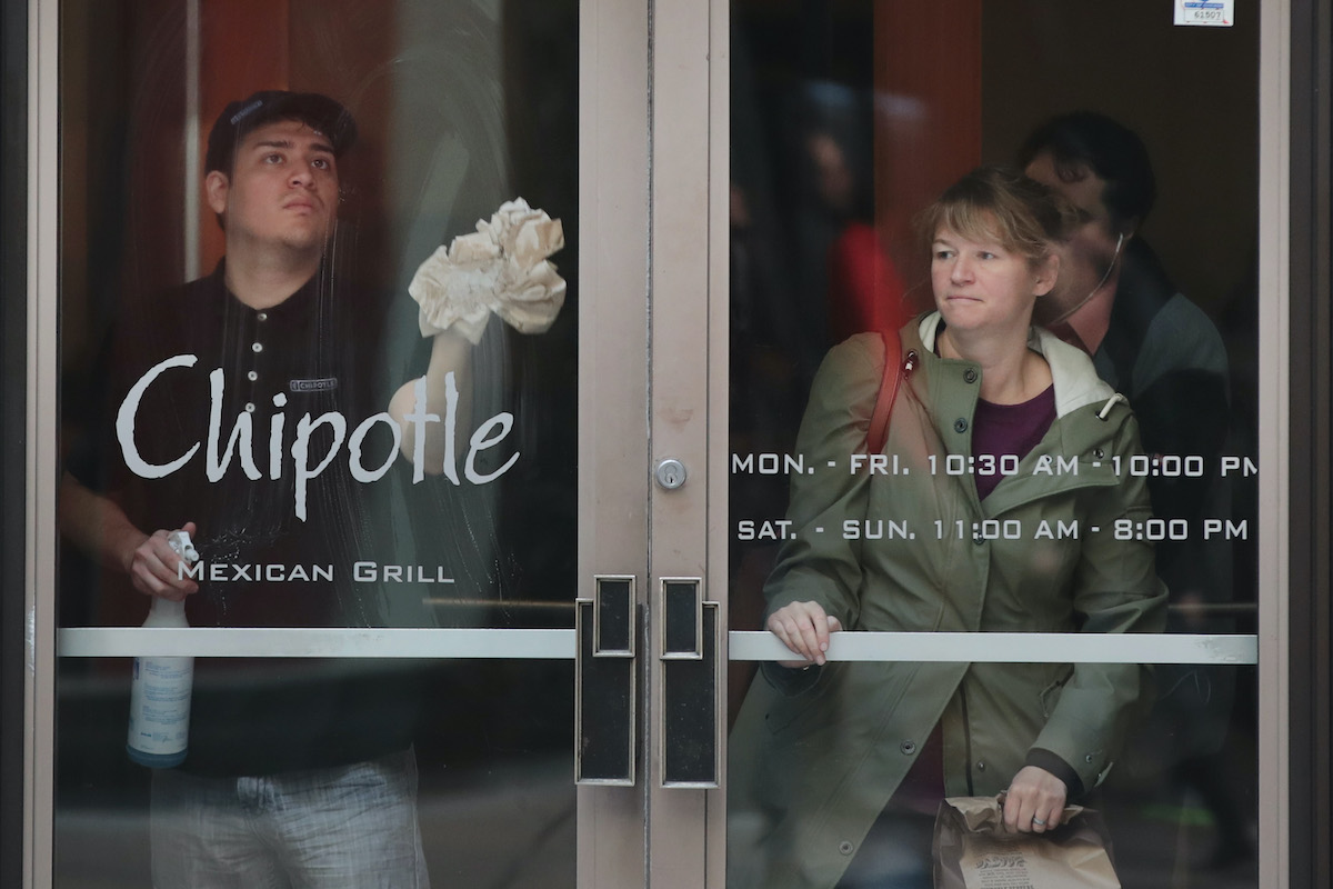 Don't Blame Chipotle's Minor Price Hike on Workers' Wages