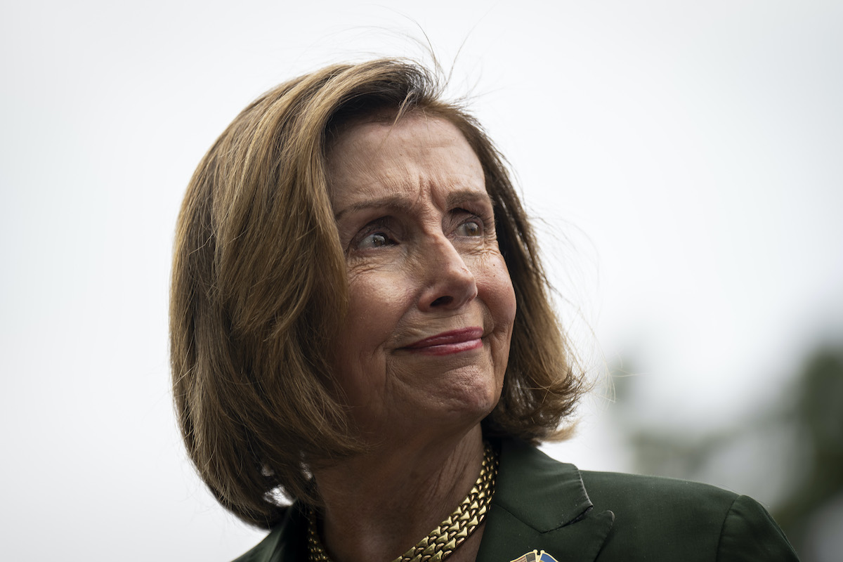 What Happened To Democrats' Anti-Stock Trading Bill? | The Mary Sue