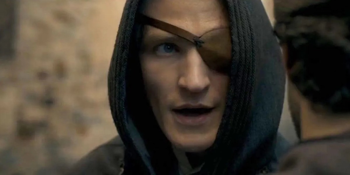 All Ewan Mitchell Movies and TV Shows, Listed | The Mary Sue