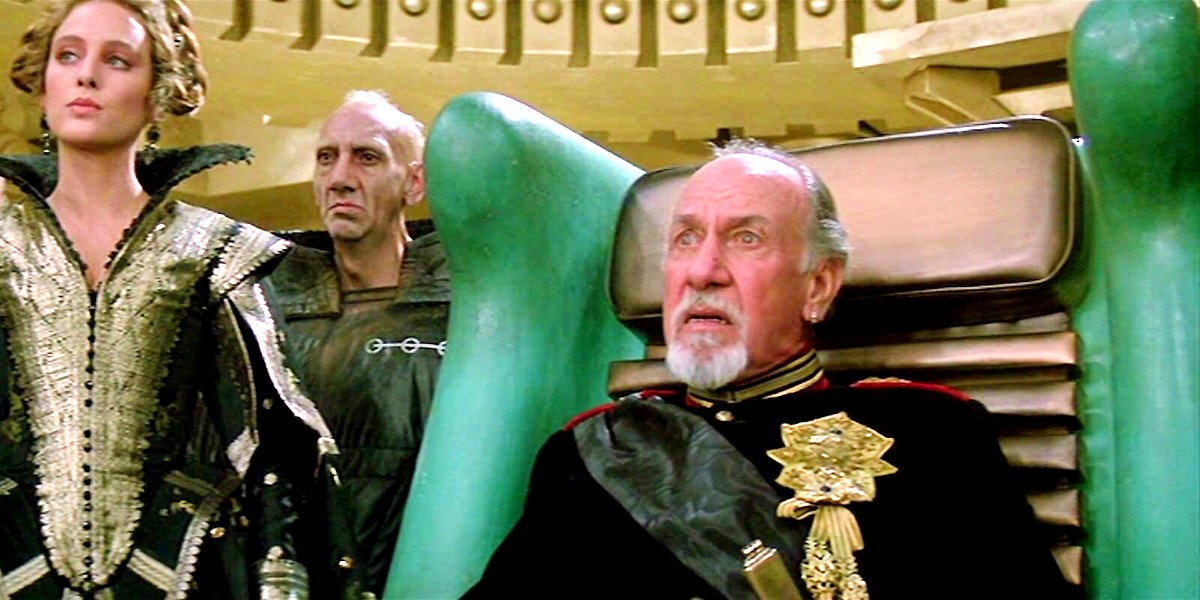 Christopher Walken 'Dune': Who Is Shaddam IV? Explained | The Mary Sue