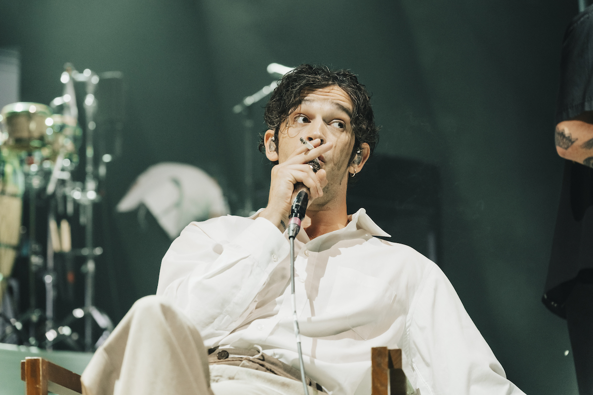 Matty Healy & The 1975 'Gay' Kiss Controversy: Did It Actually Help ...