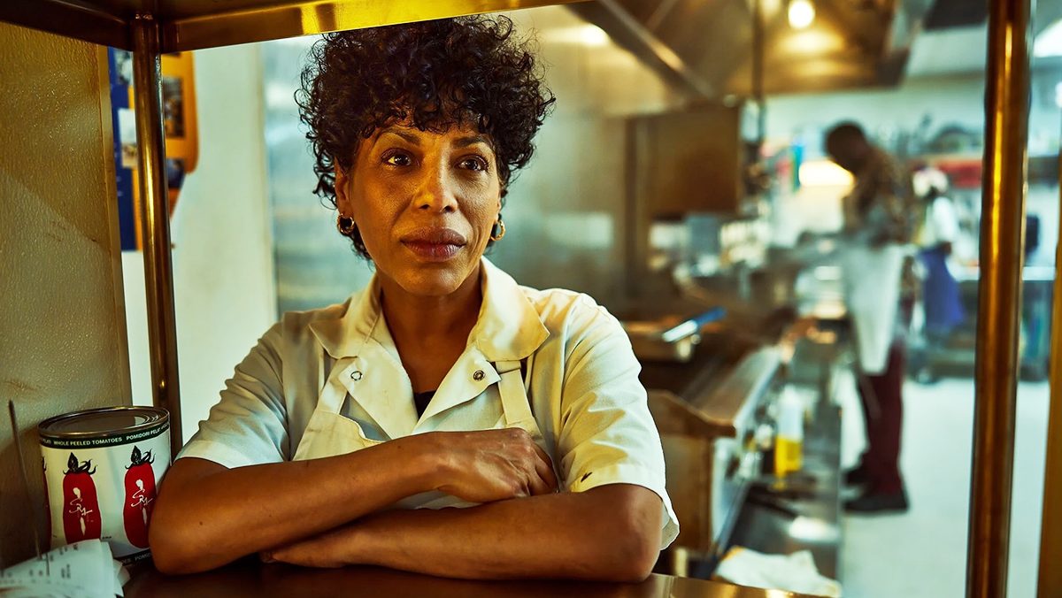 Liza Colón-Zayas Knows Where She Wants Tina to Go in 'The Bear' | The ...