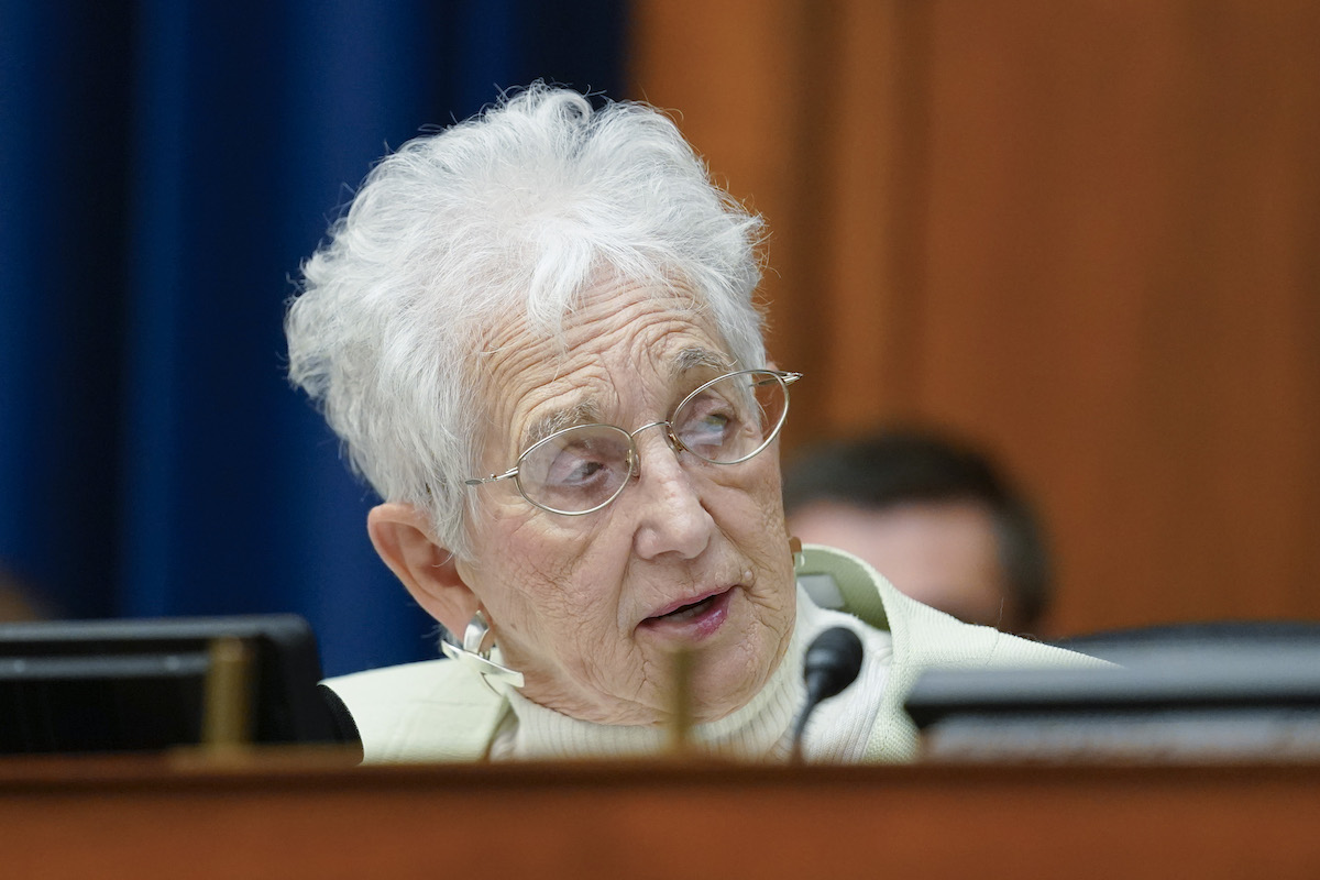 North Carolina Rep. Virginia Foxx Loves Yelling at People | The Mary Sue