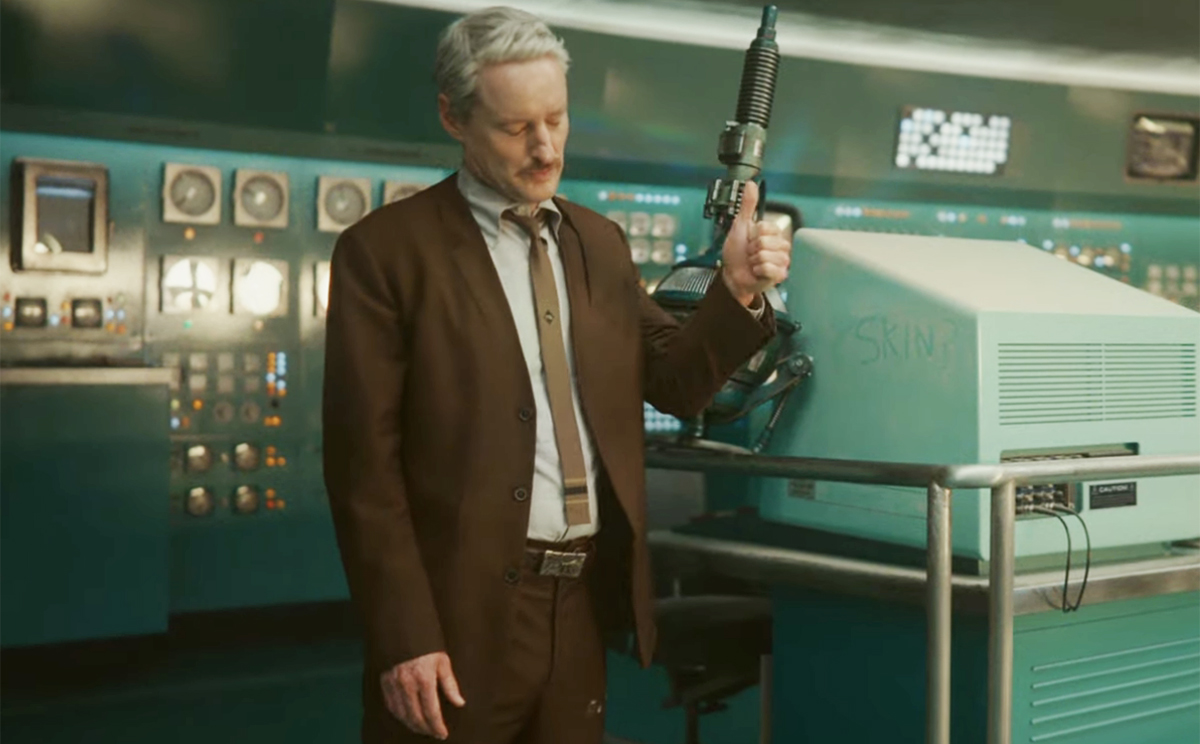 Loki's Midseason Teaser Gives Us the Mobius Moment We've All Been ...