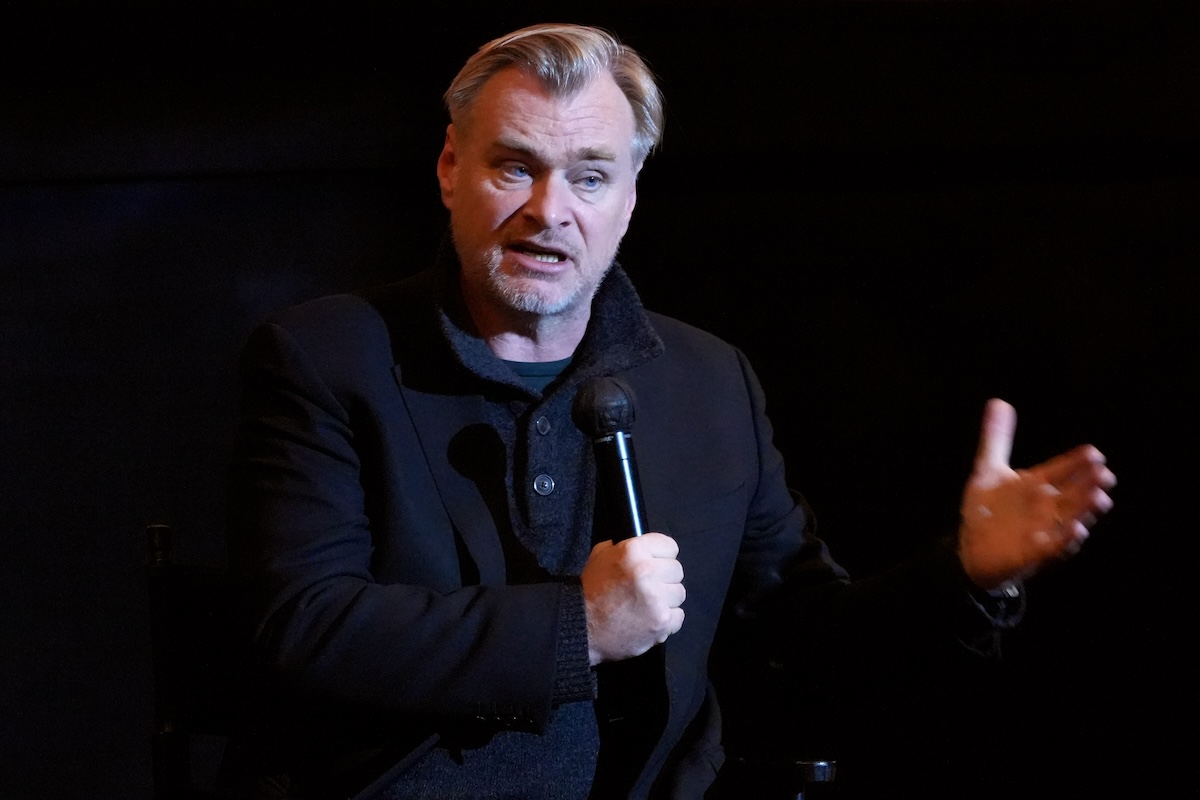 Christopher Nolan Says You Don't Have to Understand All of 'Tenet ...