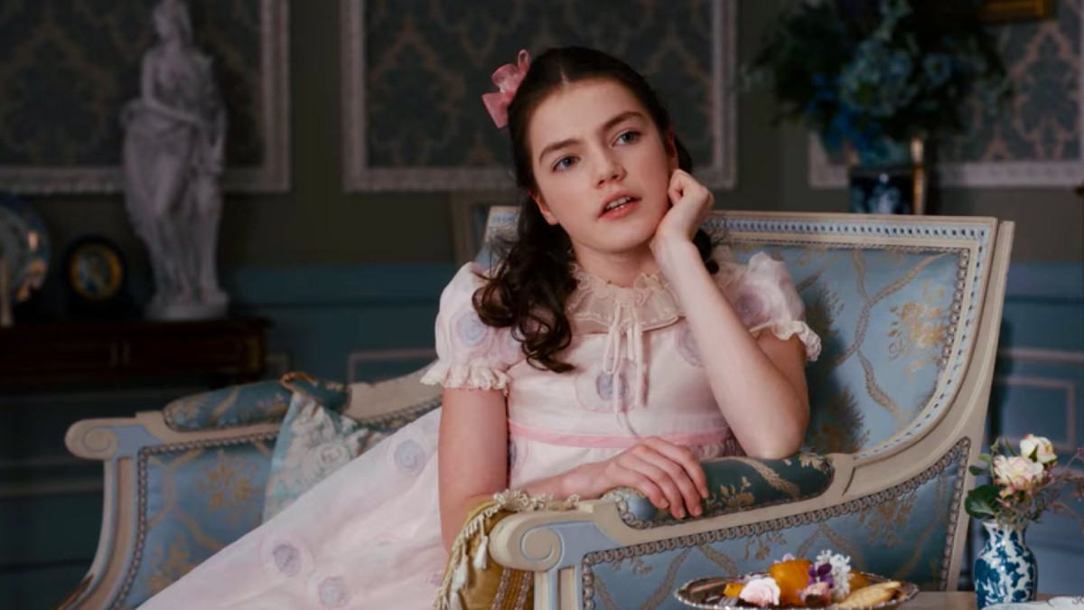 Who Does Hyacinth End Up With In 'Bridgerton'? Answered