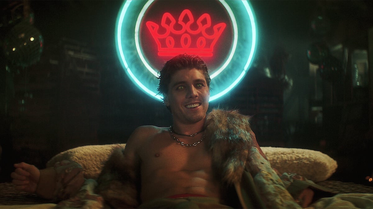 All About Lukas Gage, the Sexy Cat King in 'Dead Boy Detectives' | The Mary Sue