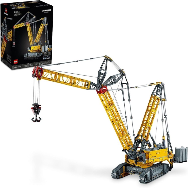 The 10 Hardest LEGO Sets To Build of All-Time (Ranked) | The Mary Sue