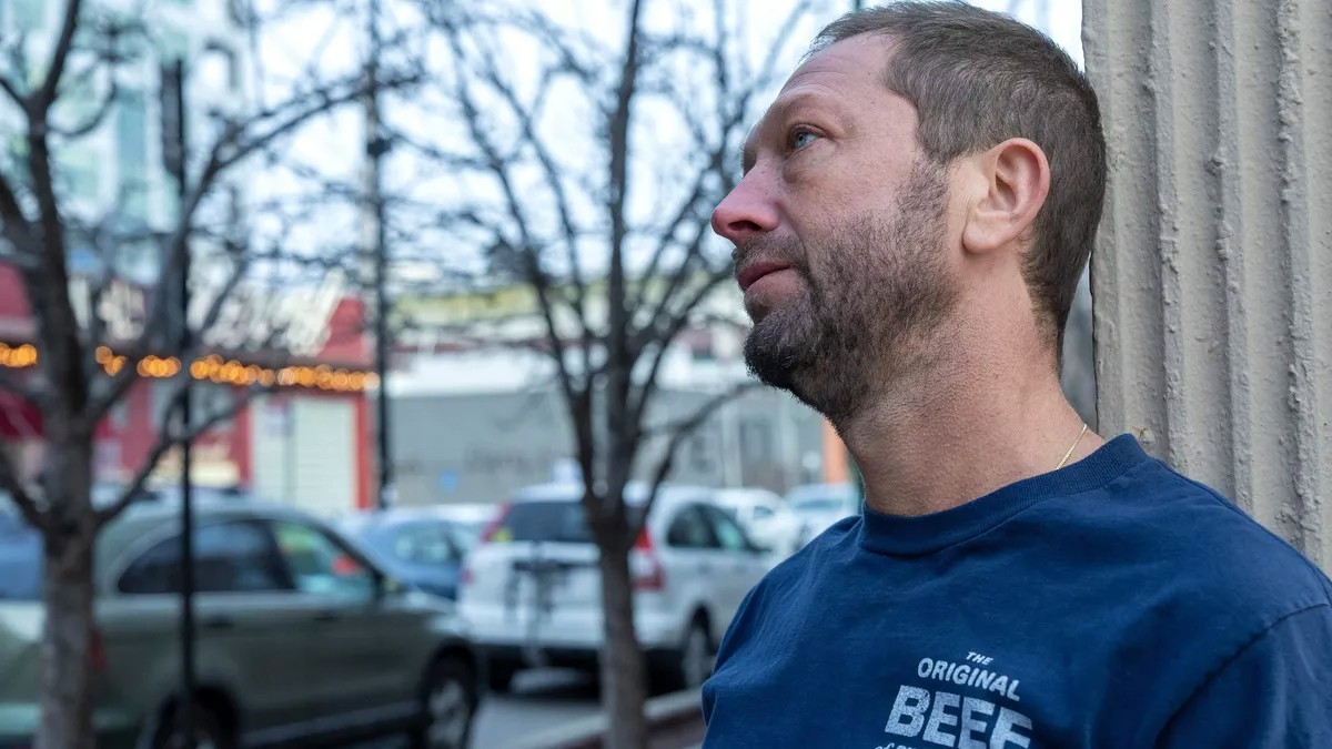 Josh Hartnett’s 'The Bear' Character Explained | The Mary Sue