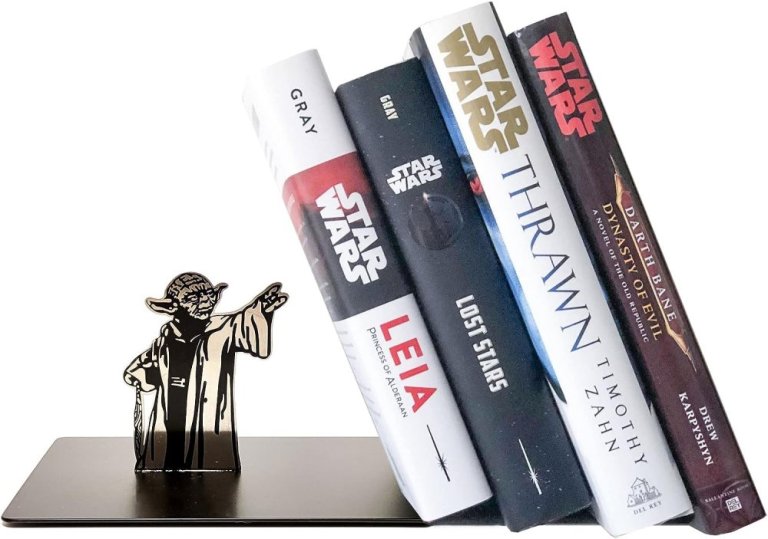 13 Best Star Wars Gifts To Get Friends & Family This Year | The Mary Sue