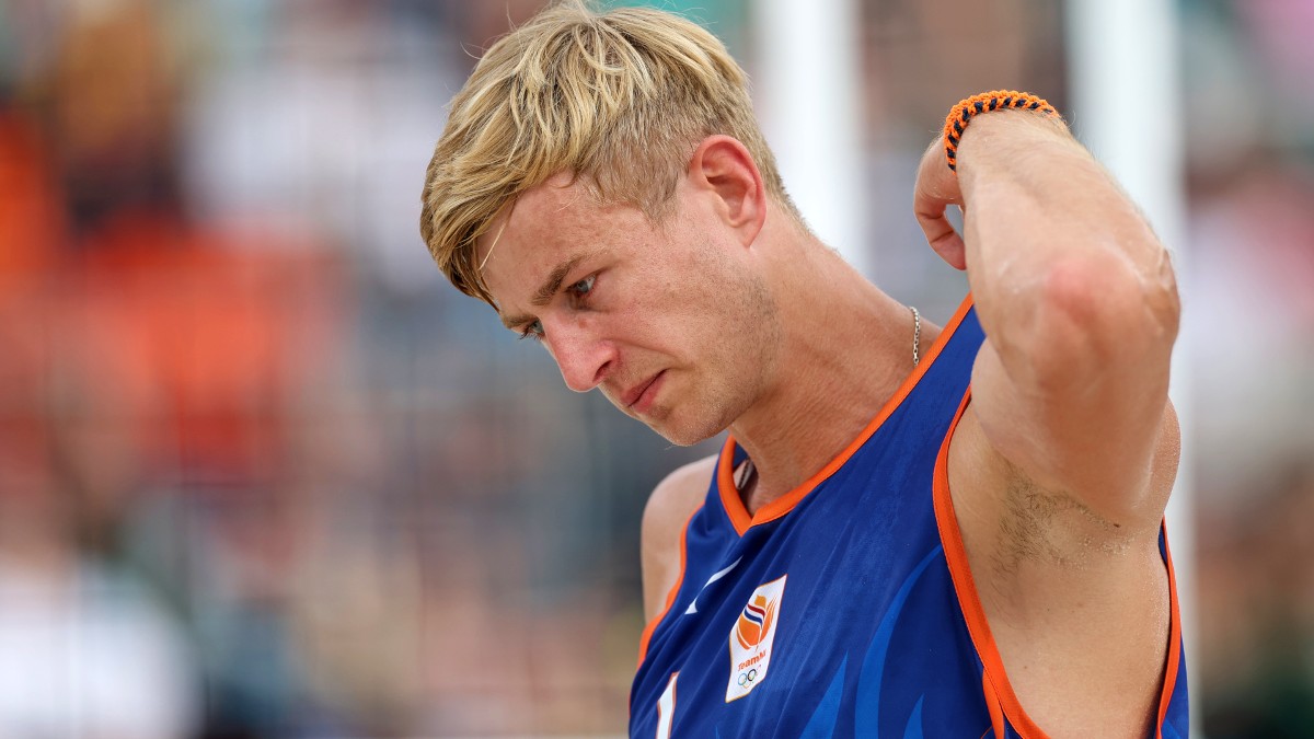 Steven van de Velde interview: Child rapist cries over getting booed at ...