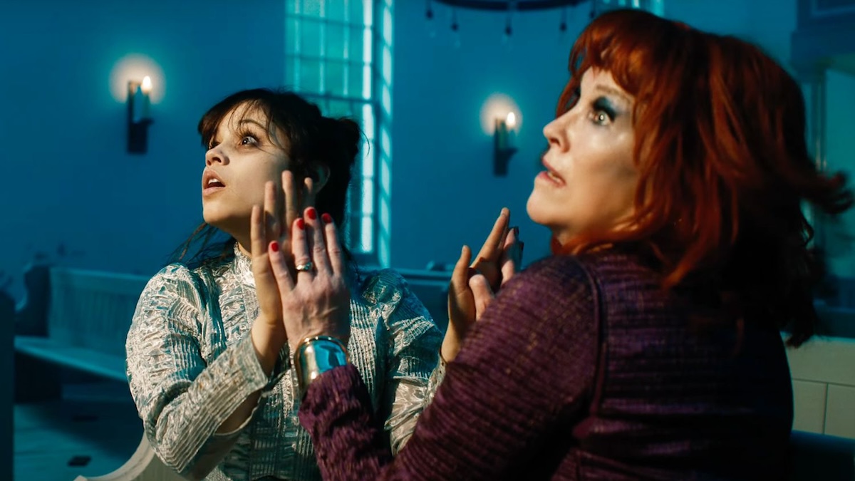 AMC's $31 'Beetlejuice' cocktail is going viral for the wrong reasons ...