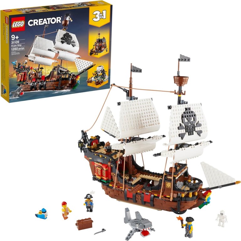 The 13 greatest LEGO ship sets of all time | The Mary Sue
