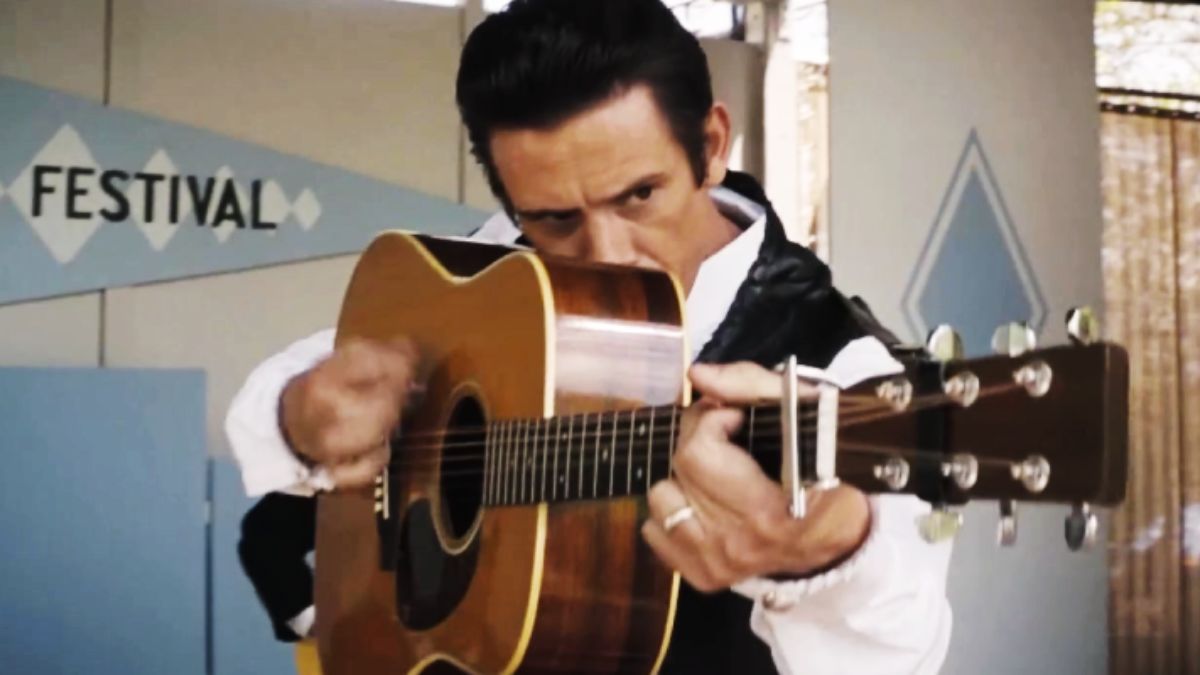 'A Complete Unknown' Interview: Boyd Holbrook on folk music and ...