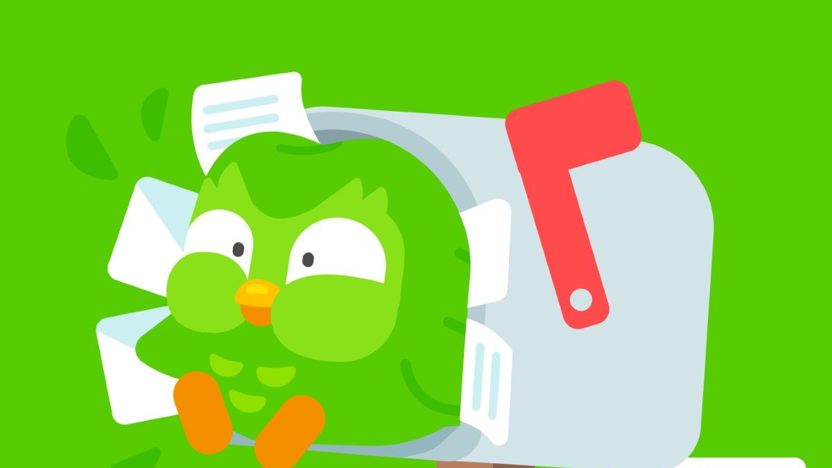 "NOW you're learning Mandarin" Duolingo owl pokes fun at TikTok ...